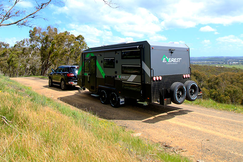 Review: Everest Caravans Kombat 19ft 7in Family Van - GoRV