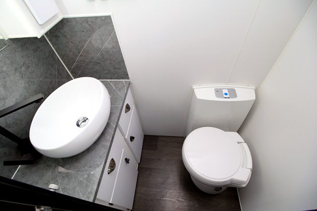 Review: Regal Naralan Motorhome - GoRV