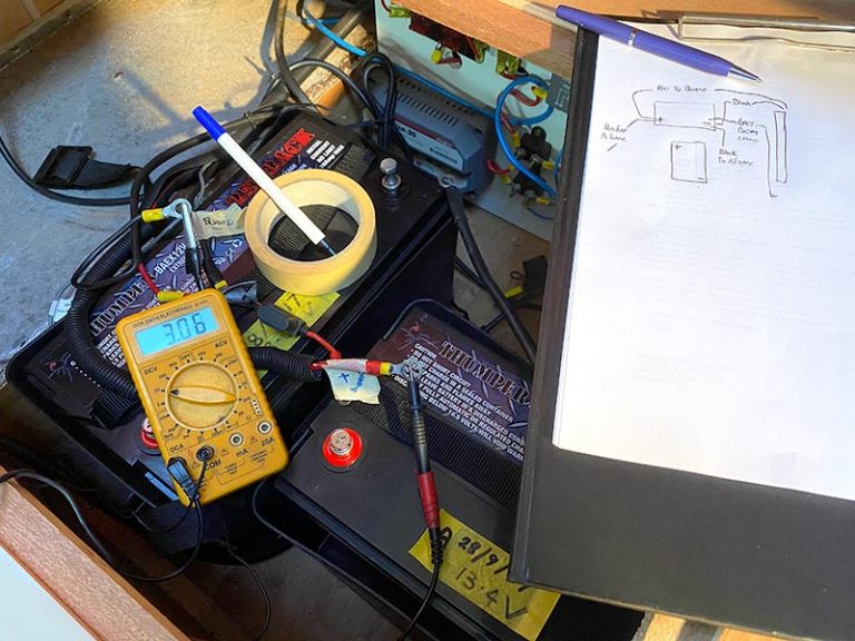 Installing a Redarc Management30 Battery Management System - GoRV