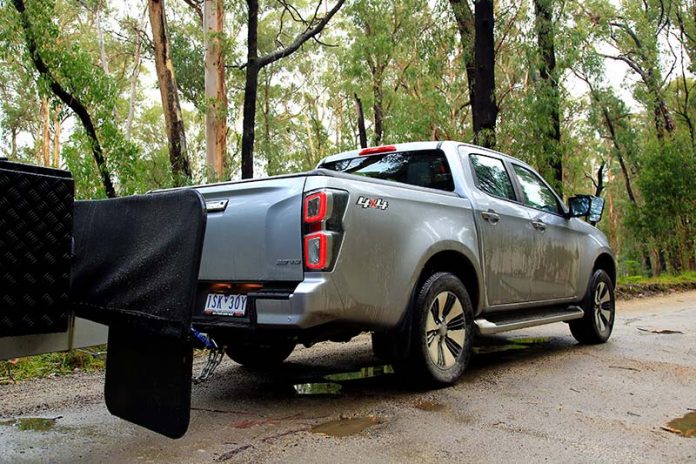Review: Isuzu D-MAX LS-U+ - GoRV