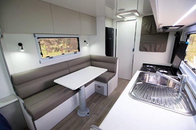 Review: 19ft 6in SunFinder Caravan - GoRV