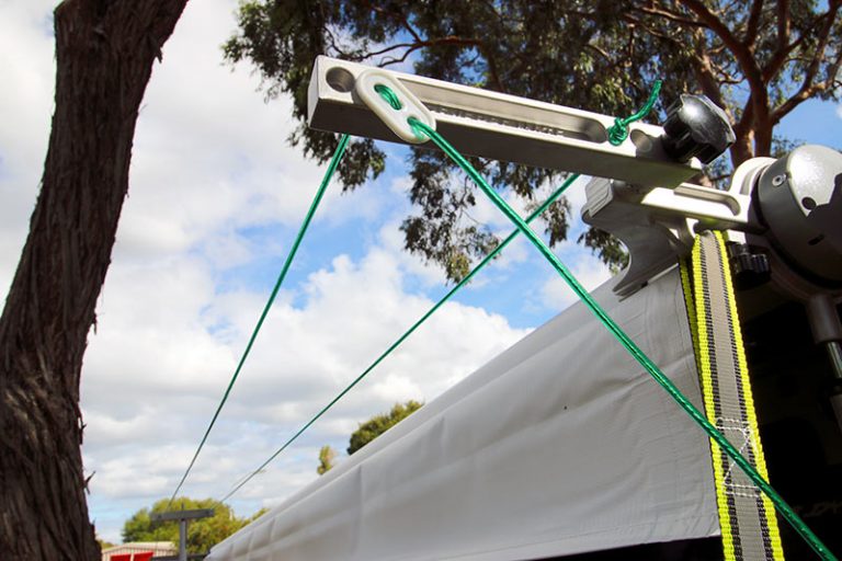 Review: ReverseMate All-In-One RV Clothesline - GoRV