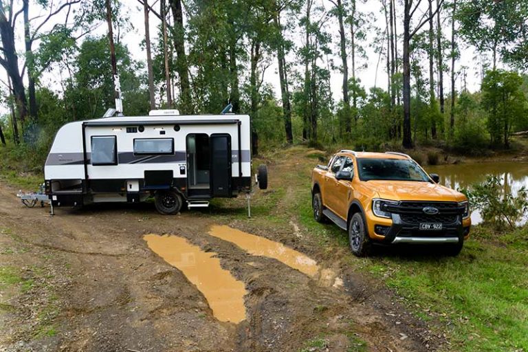 GoRV review: Crusader Musketeer Camelot - Crusader Caravans