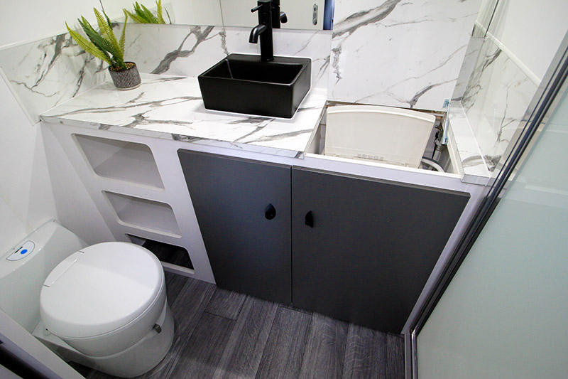 tango-caravan-stevie-2 - GoRV