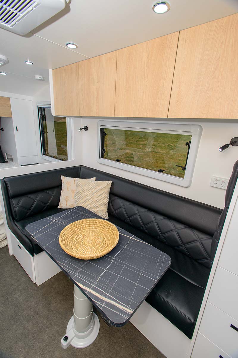 deluxe-caravans-5 - GoRV