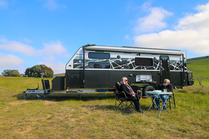 Caravan Review: 22ft 6in Wonder Roo Pearl XX4 Gold - GoRV