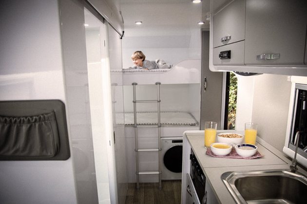 Snowy River SRT18F Caravan Review! - GoRV