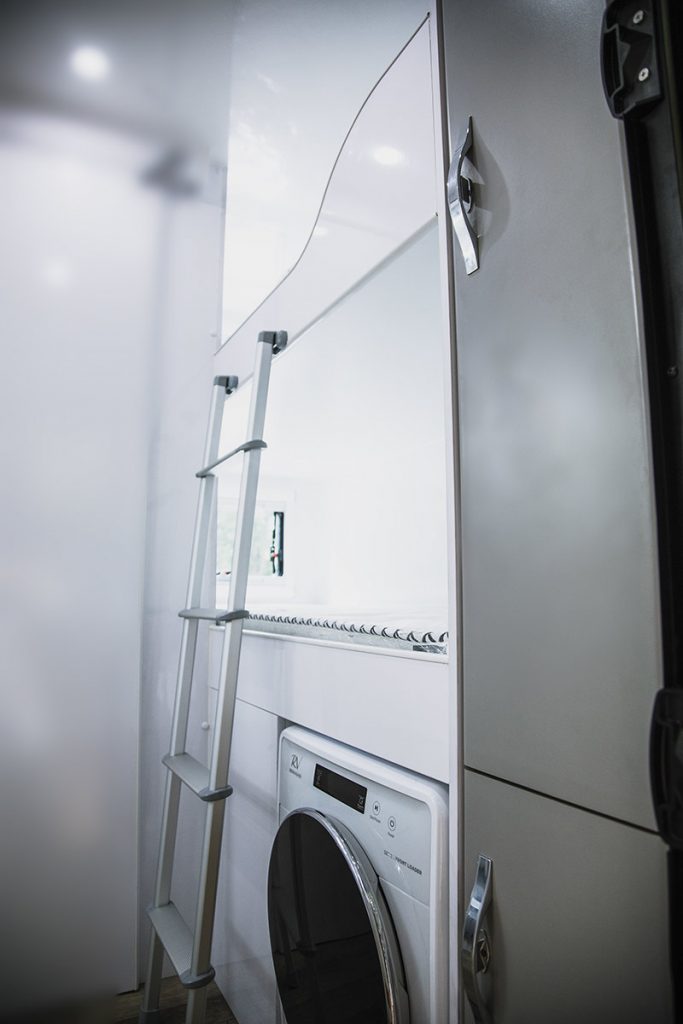 Snowy River SRT18F Caravan Review! - GoRV